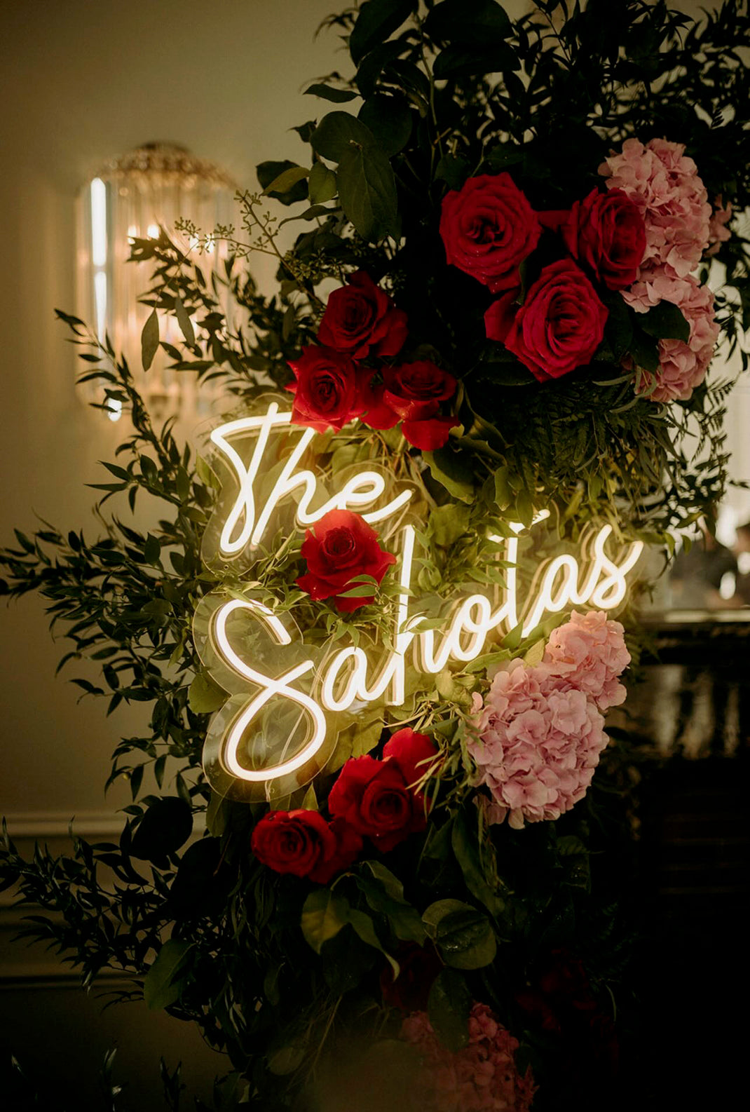 How to Hang a Neon Sign at Wedding – Nightglow Studio